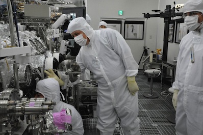 Analysis of Hayabusa samples will wait until 2011
