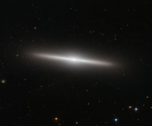 Hubble sees the beautiful side of galaxy IC 335 – Astronomy Now
