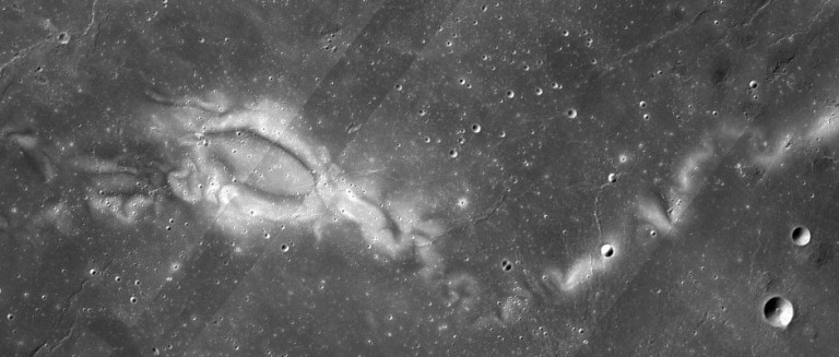 Crashing comets may explain mysterious lunar swirls – Astronomy Now