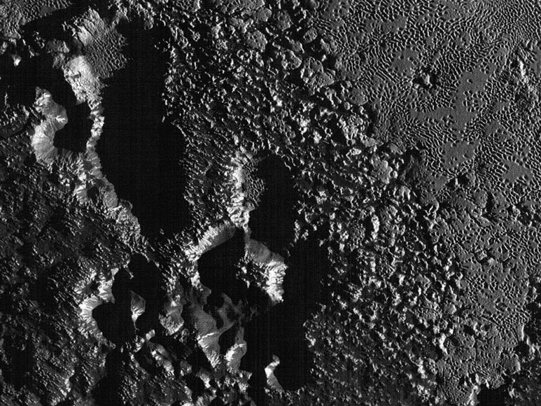 New Horizons’ best close-up of Pluto’s surface – Astronomy Now