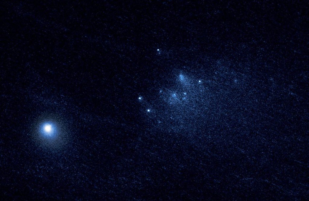 Astronomers capture best view ever of disintegrating comet – Astronomy Now