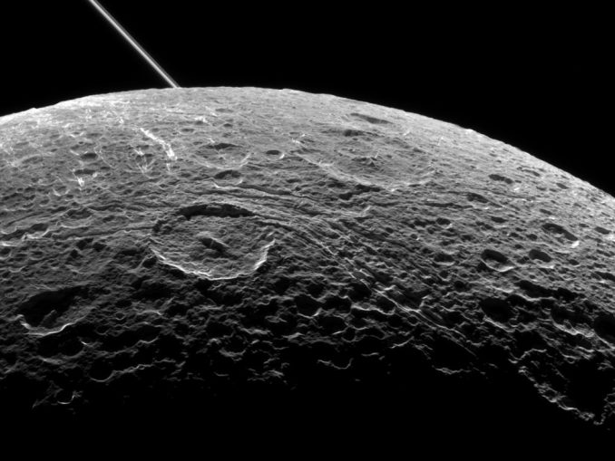 Pluto’s Moon Charon mapped – Astronomy Now